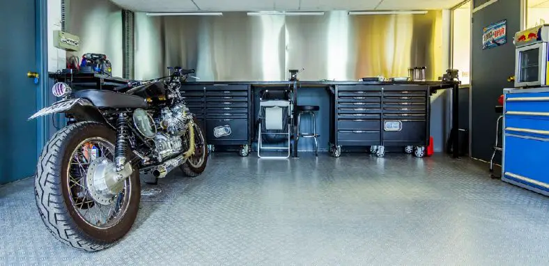 How to Store a Motorcycle in a Garage | 15 Easy Steps (2025)
